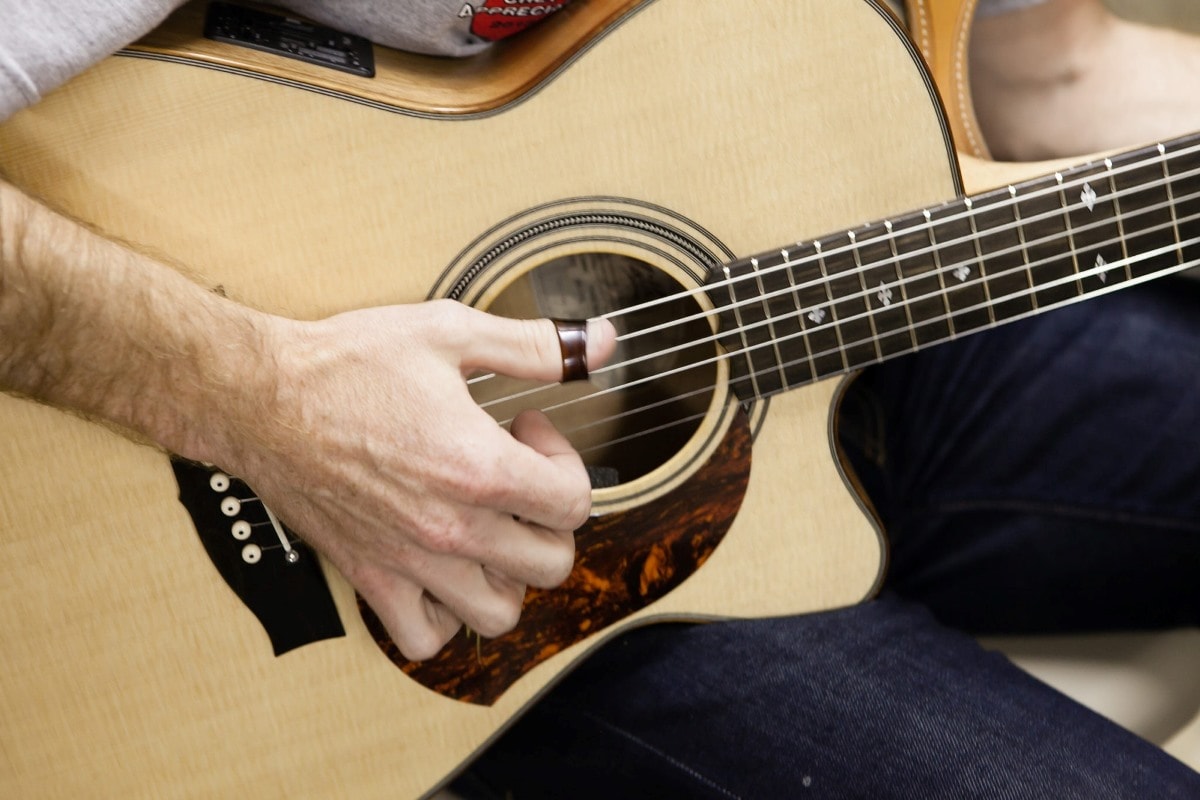 The Ultimate Picking, Fingerpicking, and Hybrid Picking Guide!