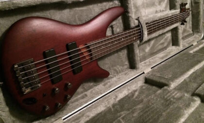 4 String vs 5 String Bass – Consider All These Factors Before Deciding!