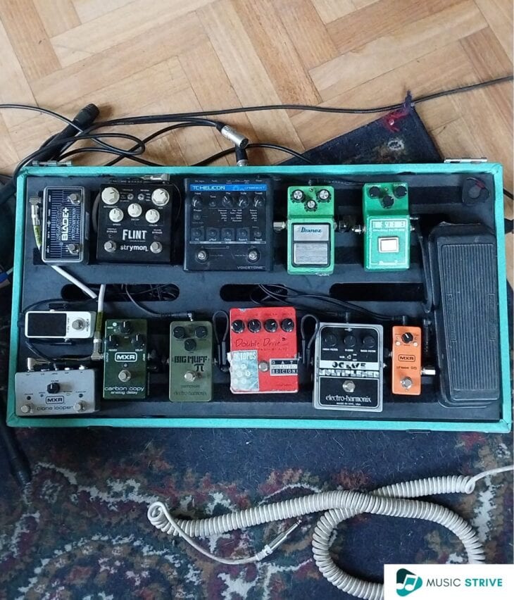 TS9 vs TS808 – What's the Best Tube Screamer?