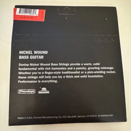 Best Strings for Short Scale Bass – Regular, Flats & Tapewound!