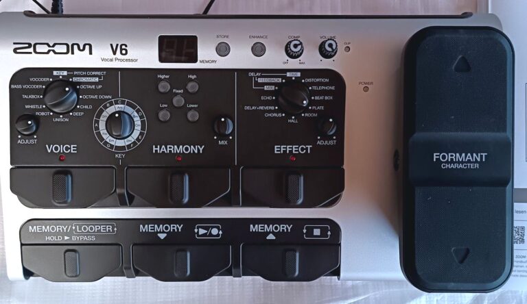 Best Vocal Looper Pedals for Singers – 5 Epic Looping Machines!